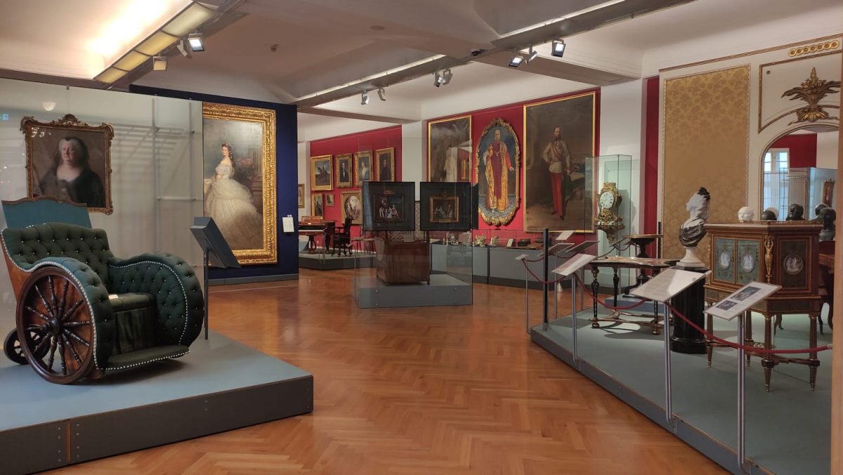 Il Museo del mobile di Vienna: i mobili imperiali raccontano i segreti ...