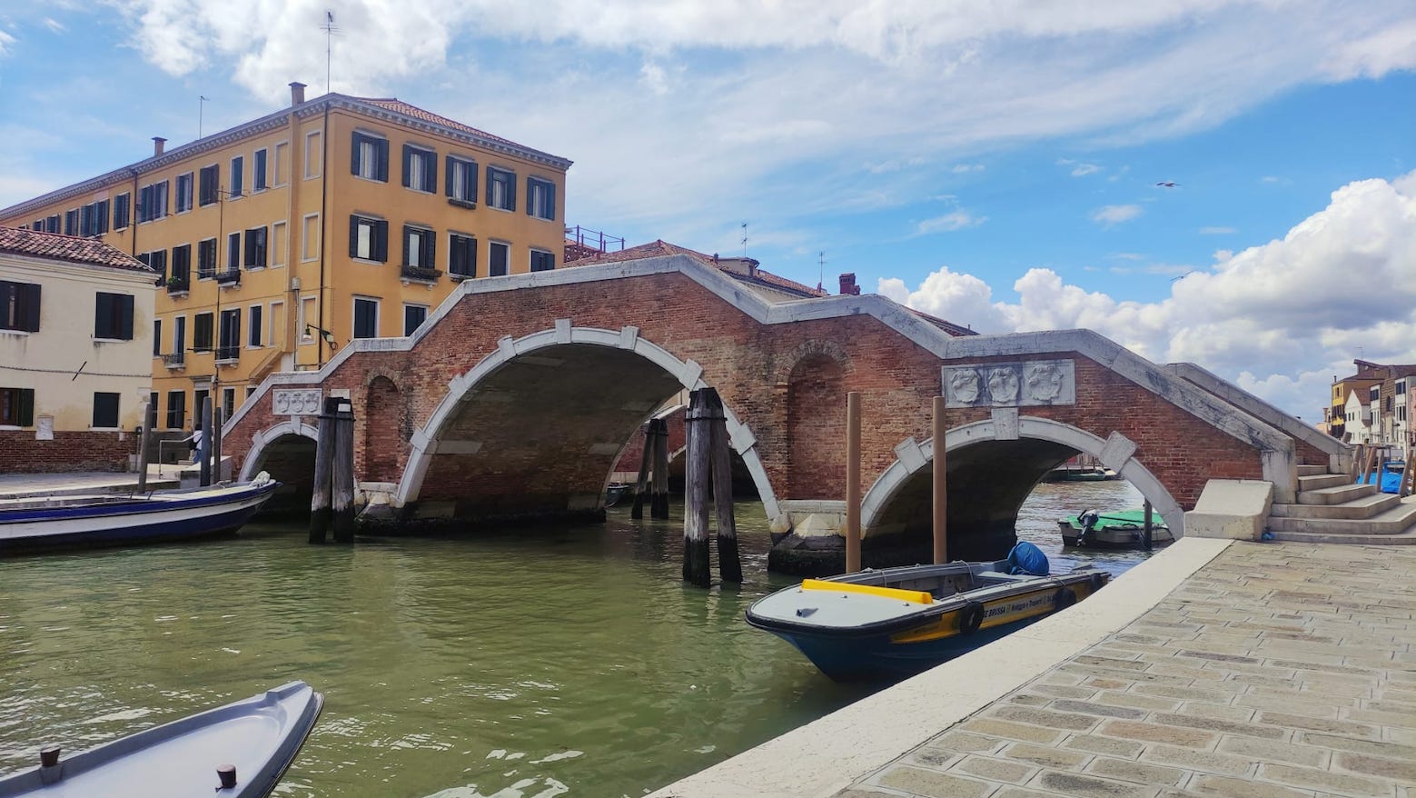 Eleganza sospesa: la bellezza dei Ponti di Venezia – Usa La Valigia